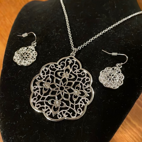 Jewelry | Filigree Medallion Necklace And Earring Set | Poshmark